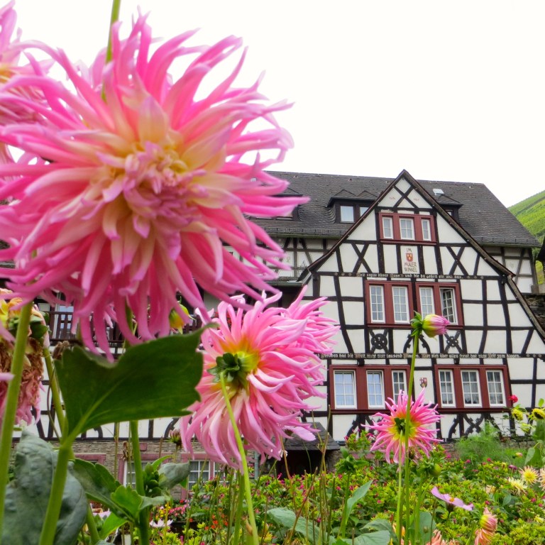 Half-Timbered Houses: Standing the Test of Time – GALLIVANCE