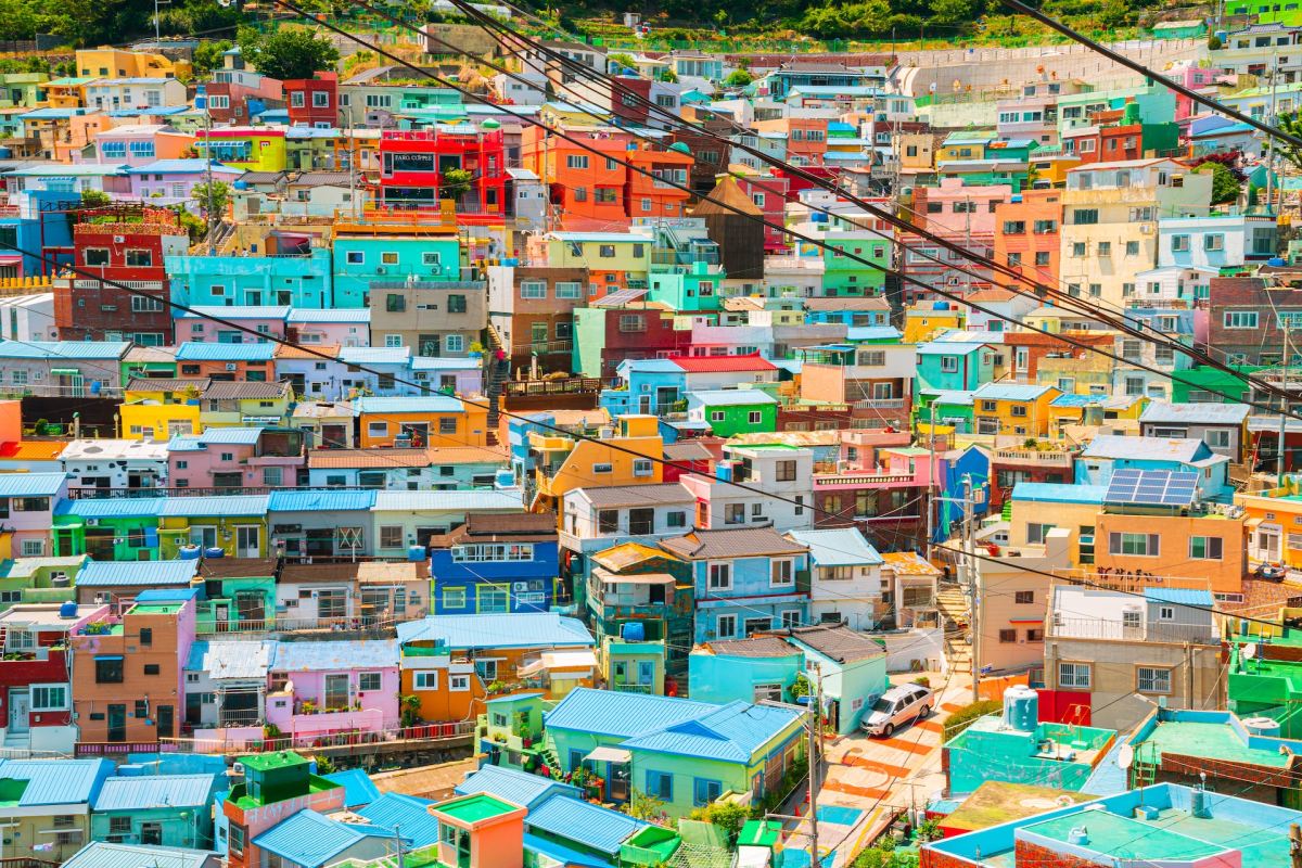 Busan’s Gamcheon Village: From Refugee Slum to Artsy Enclave – GALLIVANCE